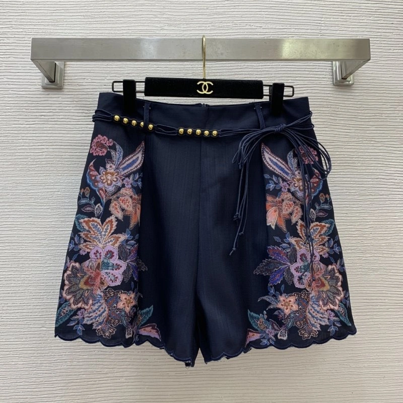 High fidelity Unclassified Brand Short Suits