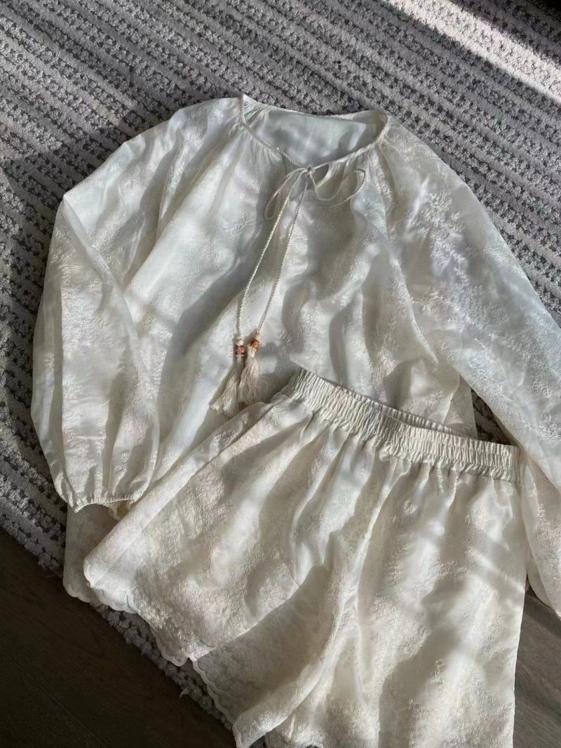 Top mirror Unclassified Brand Short Suits