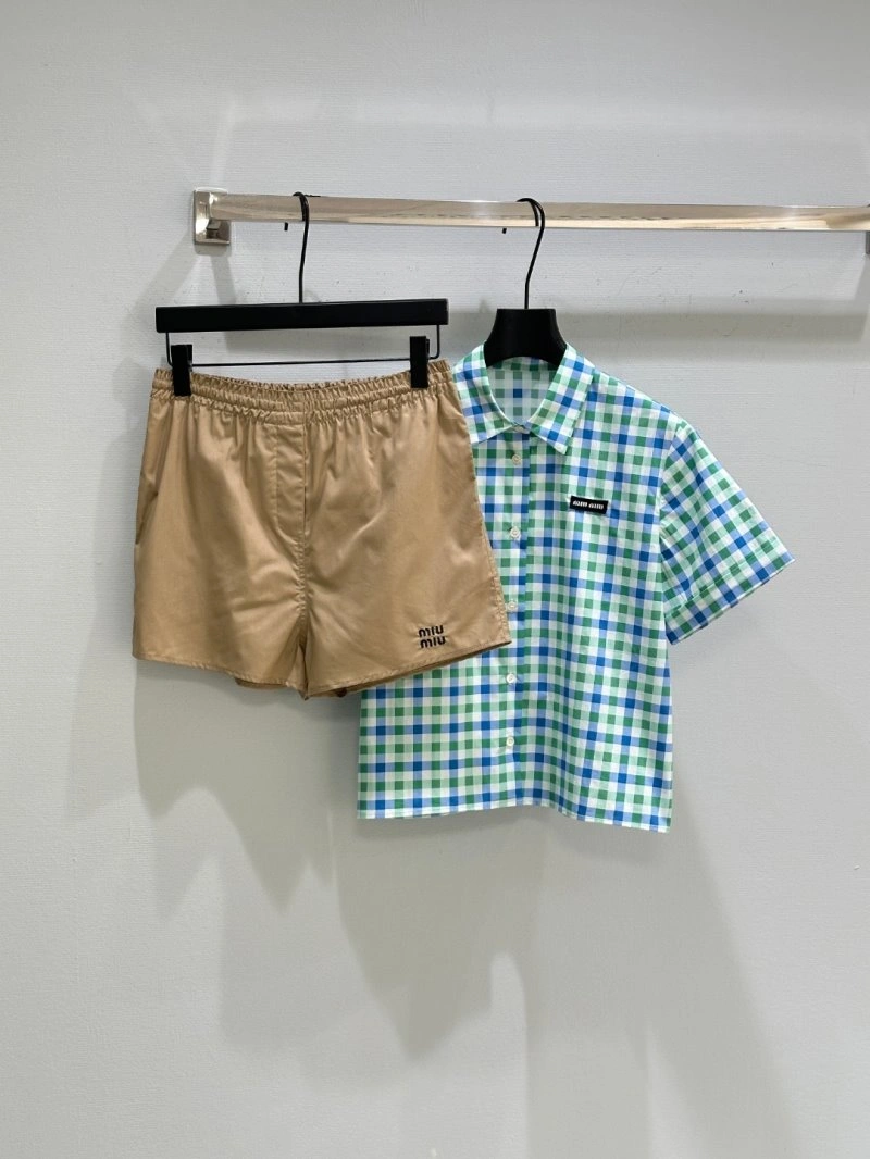 Unclassified Brand Short Suits