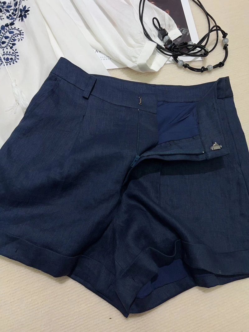 Bargain Unclassified Brand Short Suits
