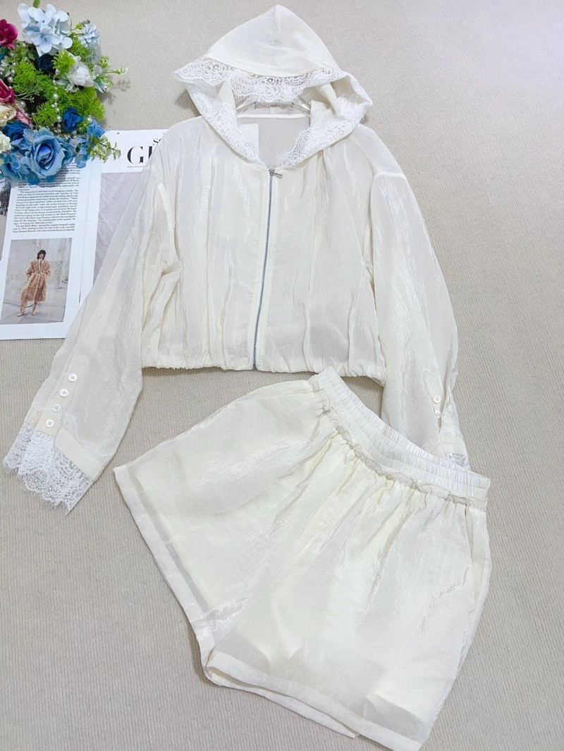 Official Unclassified Brand Short Suits