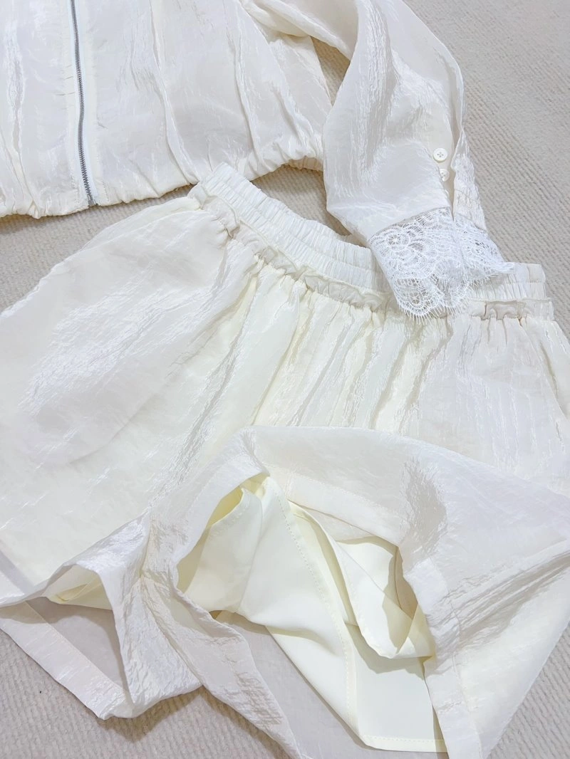 Official Unclassified Brand Short Suits