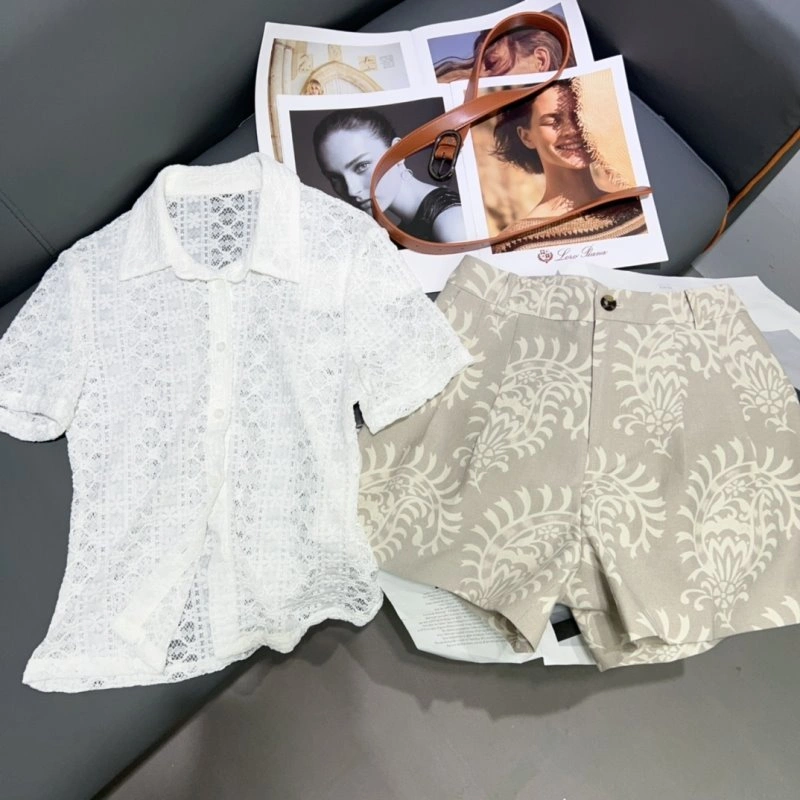 Inexpensive Unclassified Brand Short Suits