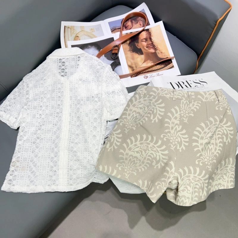 Inexpensive Unclassified Brand Short Suits