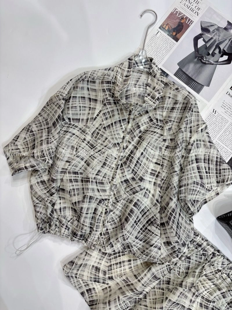Budget-friendly Unclassified Brand Short Suits