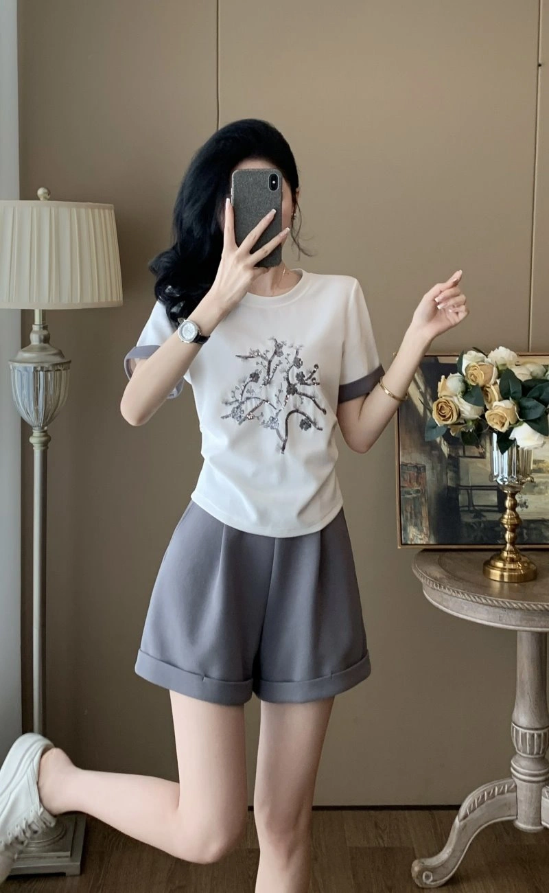 Low-cost Unclassified Brand Short Suits