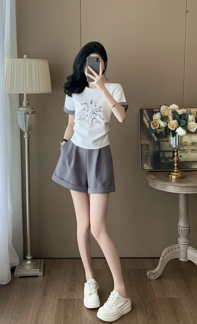 Low-cost Unclassified Brand Short Suits