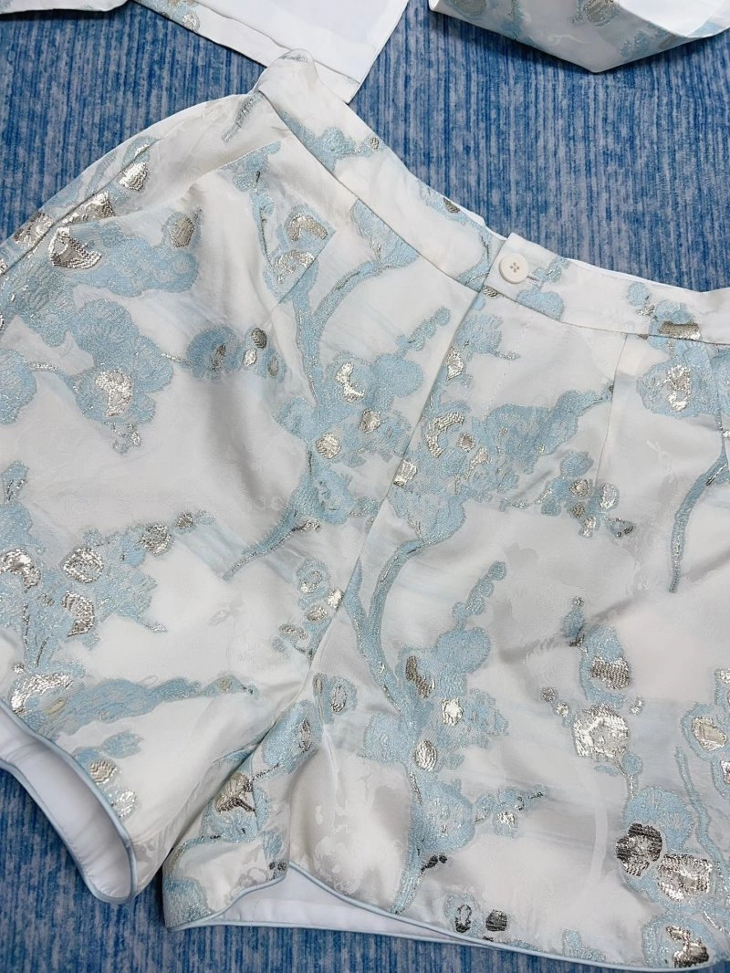 Affordable Unclassified Brand Short Suits