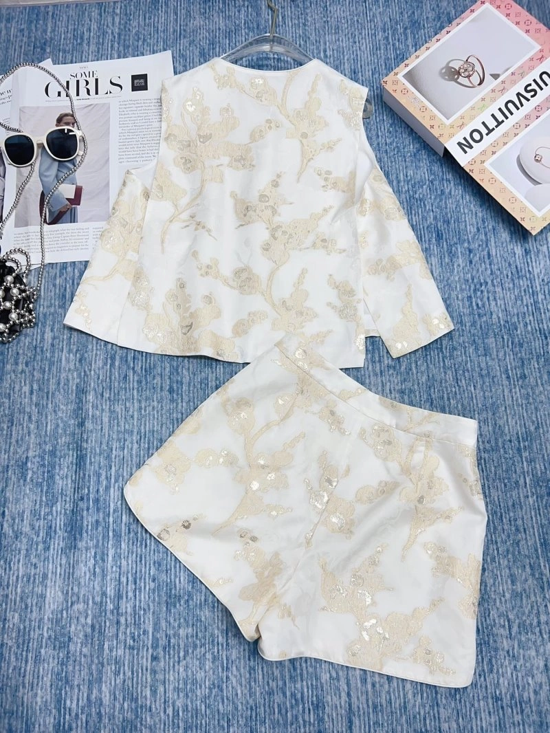 Affordable Unclassified Brand Short Suits