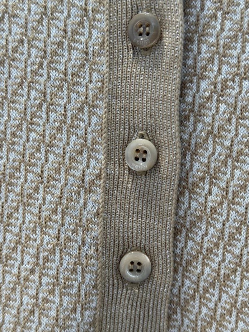 Discounted Unclassified Brand Sweaters