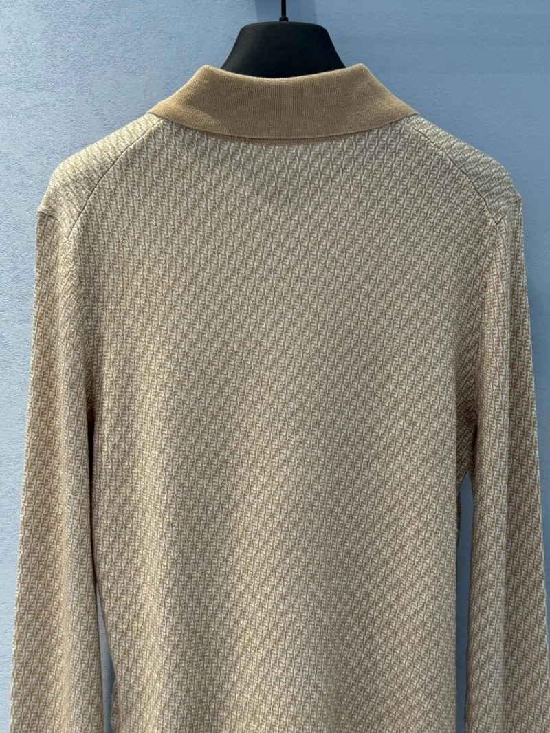 Discounted Unclassified Brand Sweaters