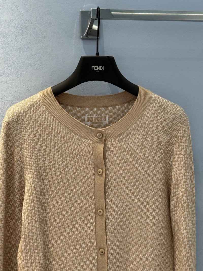 Inexpensive Unclassified Brand Sweaters