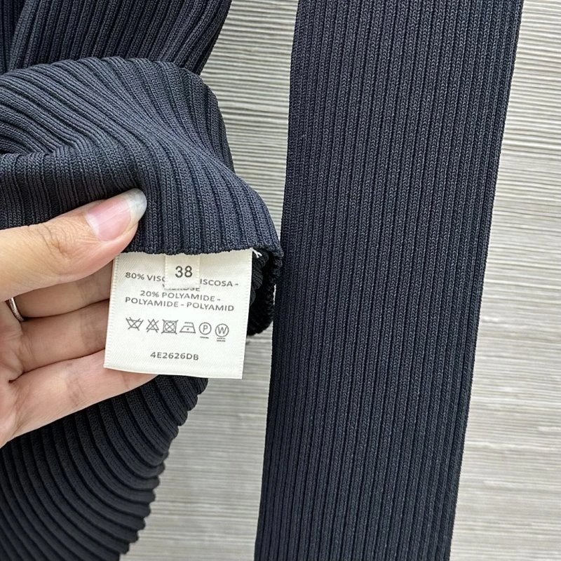 Authentic Unclassified Brand Sweaters