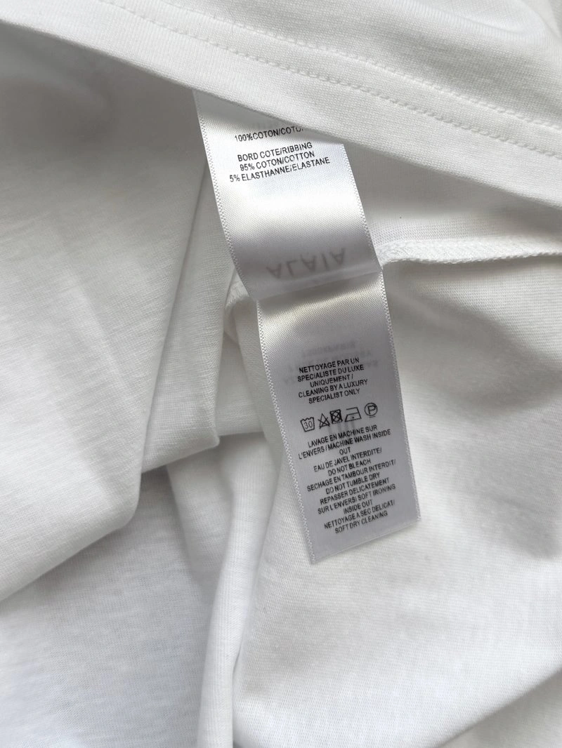 Bargain Unclassified Brand Sweaters