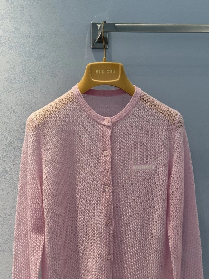 Top match Unclassified Brand Sweaters
