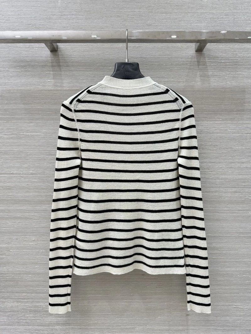 Brand-authenticated Unclassified Brand Sweaters
