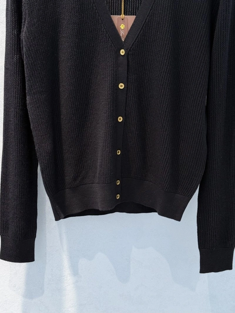 Real Unclassified Brand Sweaters