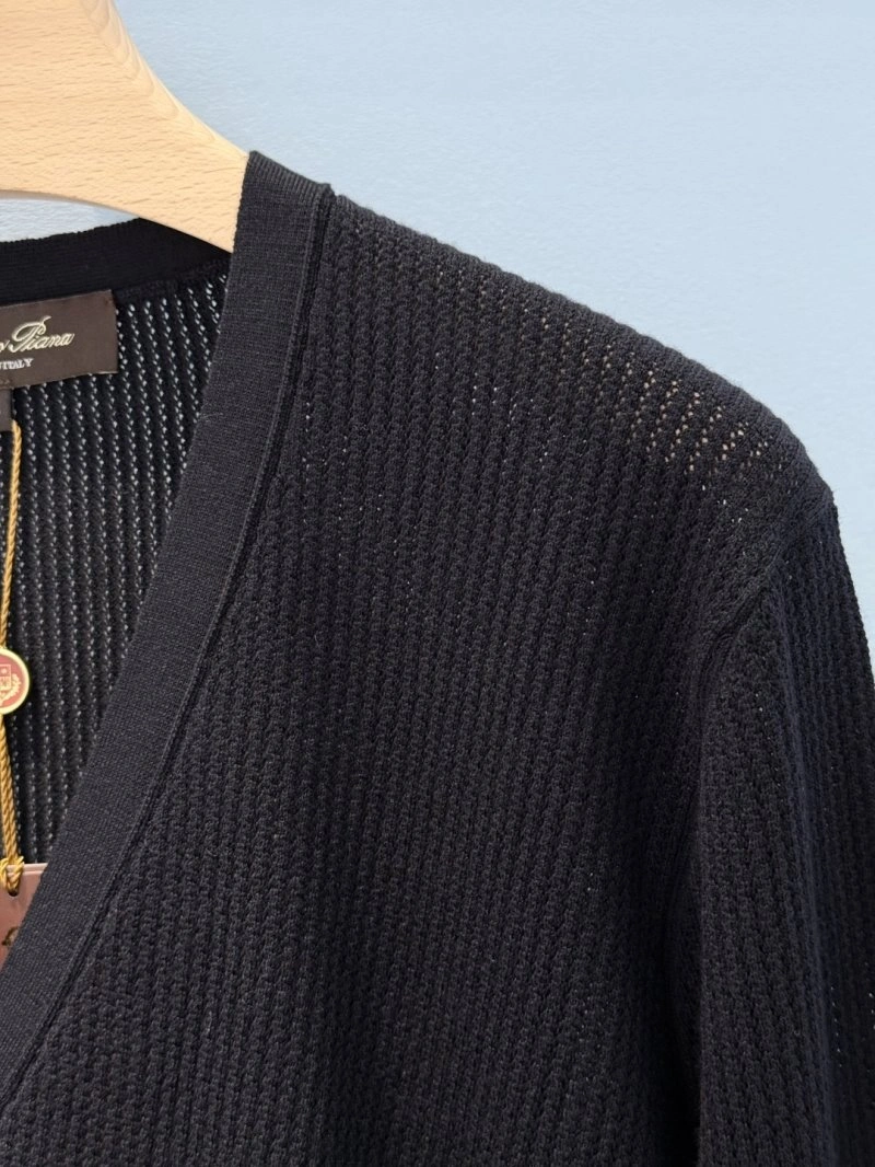 Real Unclassified Brand Sweaters
