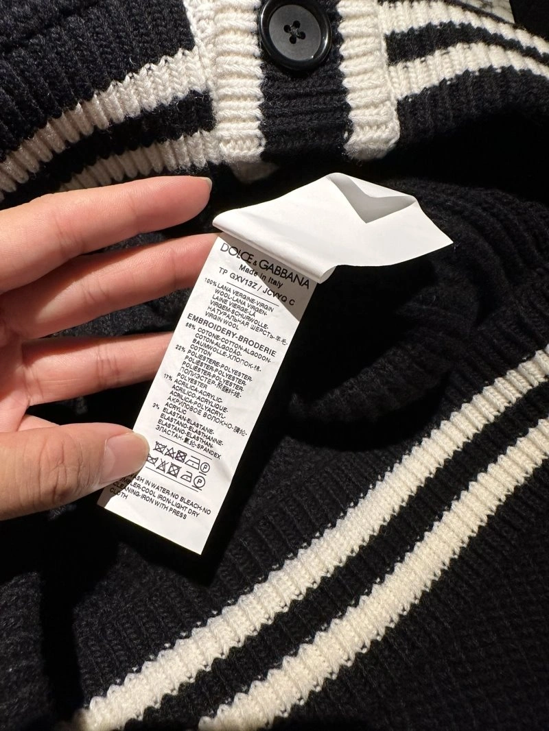 Discounted Unclassified Brand Sweaters
