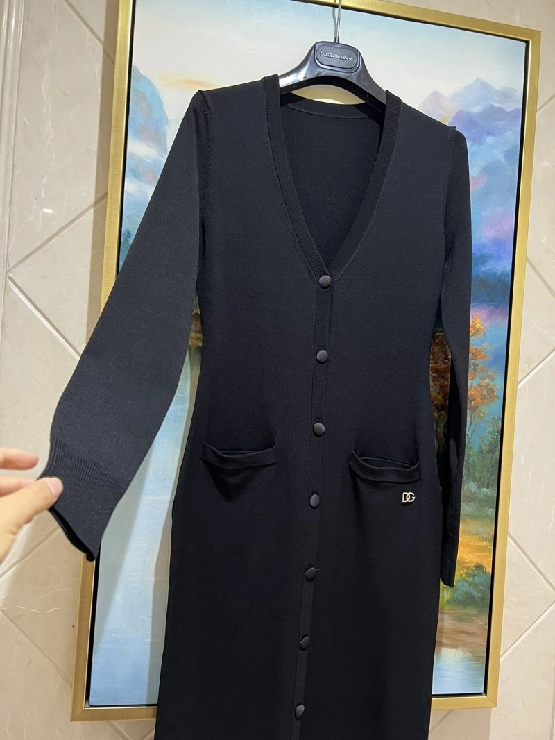 Low-cost Unclassified Brand Sweaters