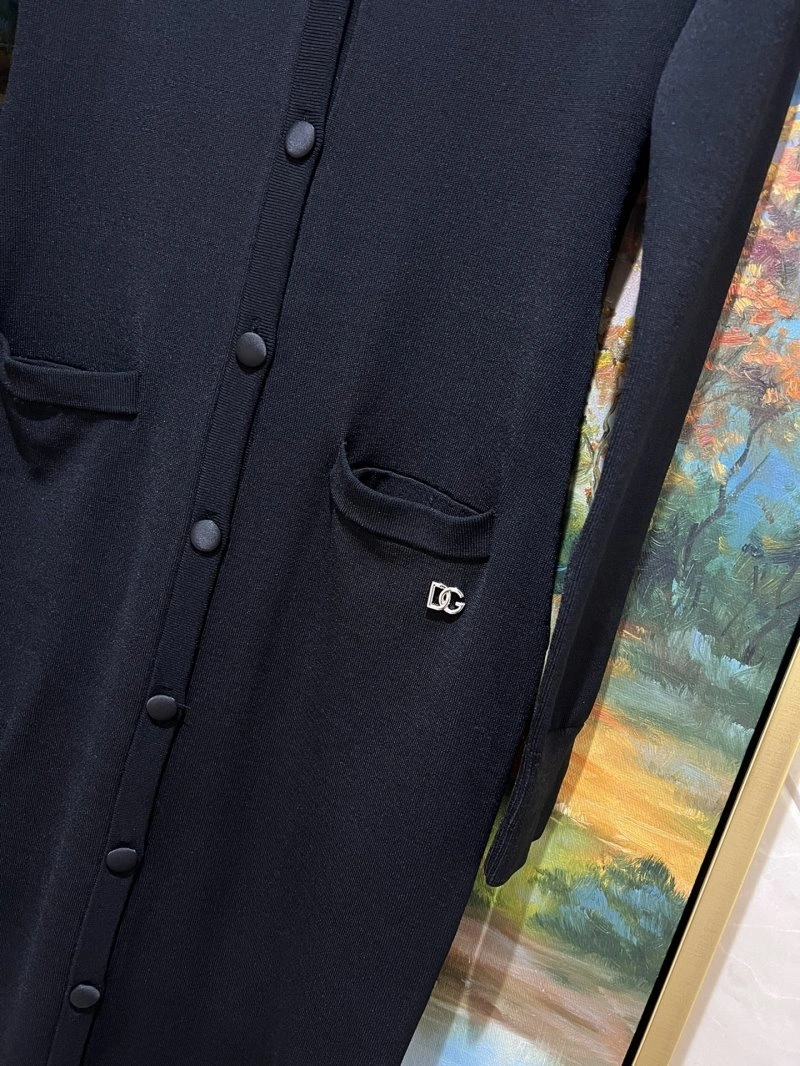 Low-cost Unclassified Brand Sweaters
