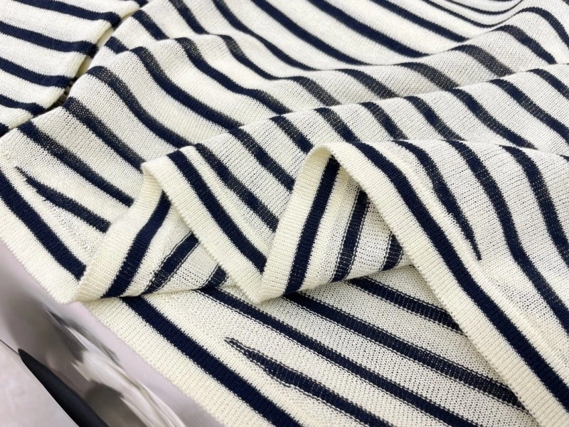 Discounted Unclassified Brand Sweaters