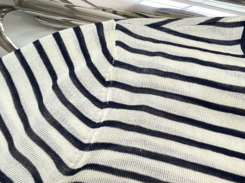 Discounted Unclassified Brand Sweaters