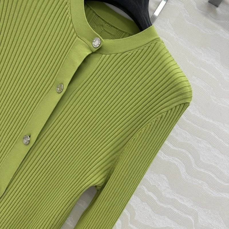 Accurate model Unclassified Brand Sweaters