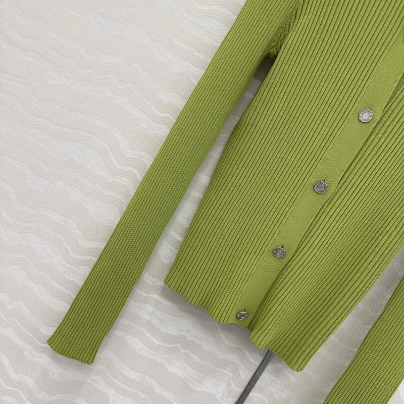 Accurate model Unclassified Brand Sweaters