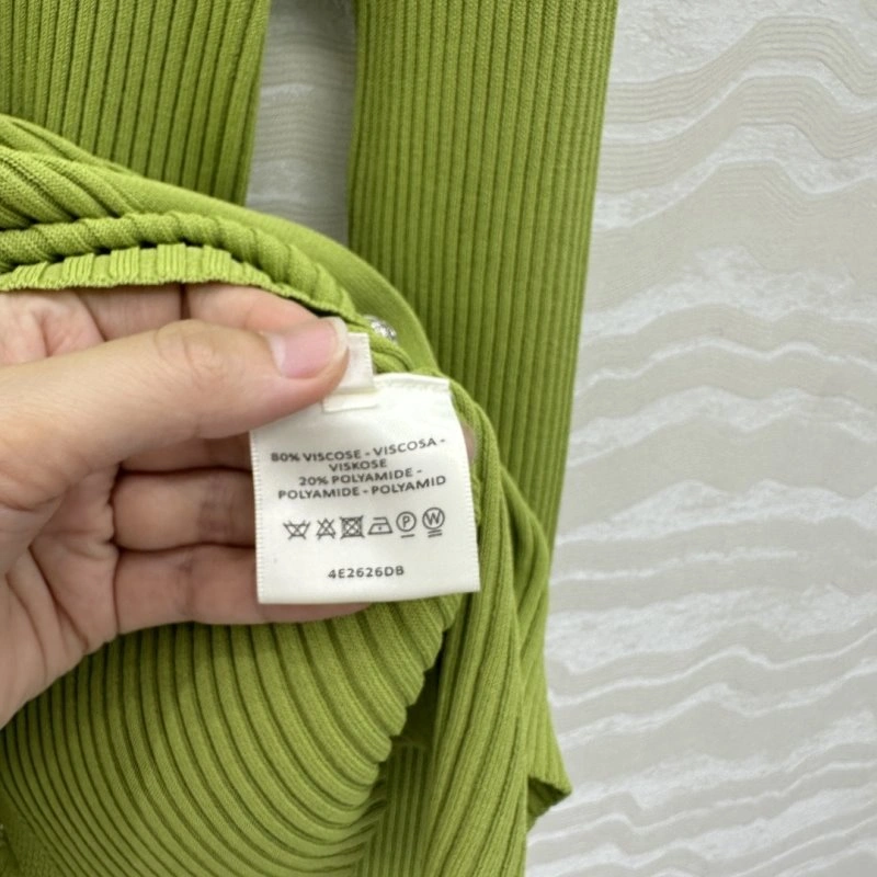 Accurate model Unclassified Brand Sweaters