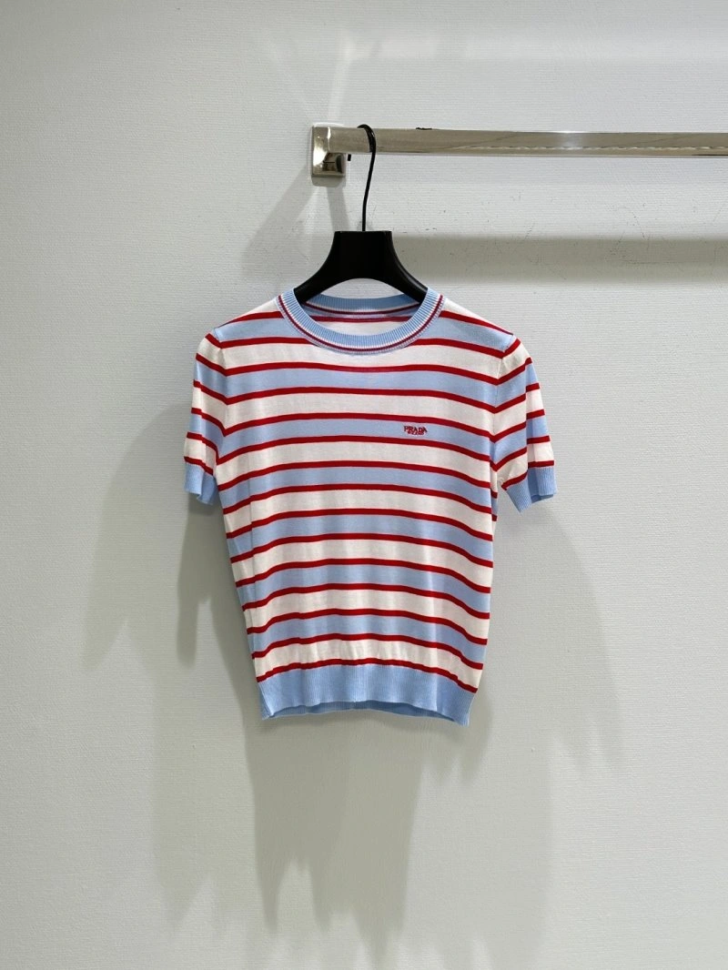 Brand-authenticated Unclassified Brand Sweaters