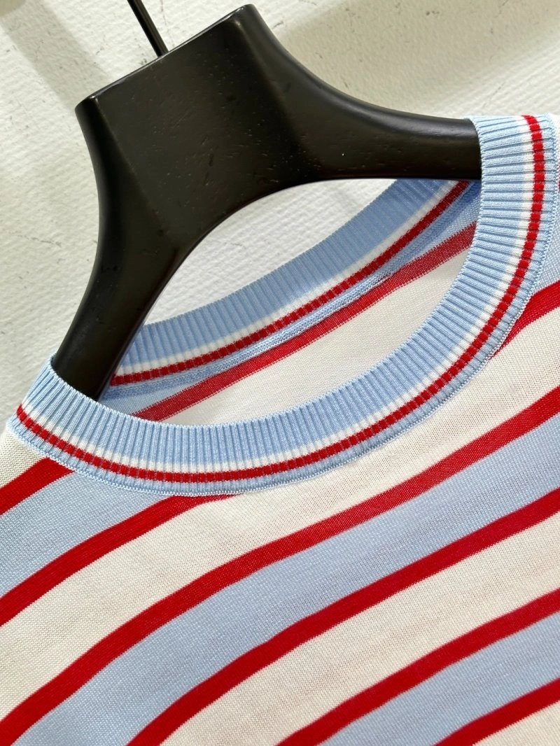 Brand-authenticated Unclassified Brand Sweaters
