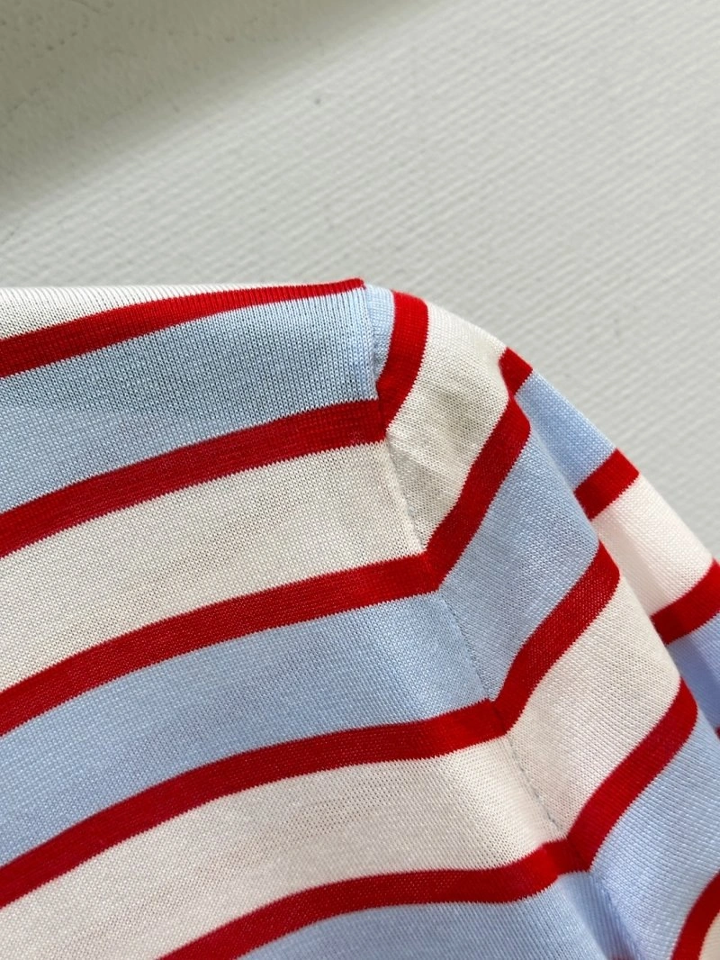 Brand-authenticated Unclassified Brand Sweaters