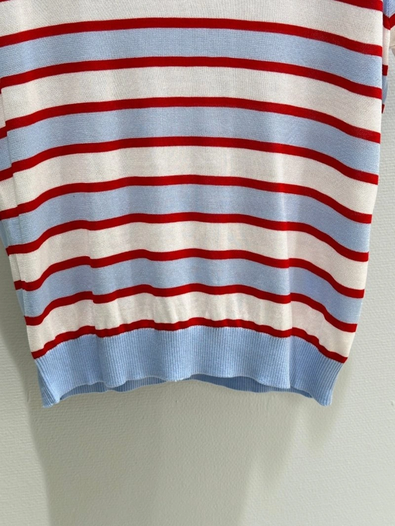 Brand-authenticated Unclassified Brand Sweaters
