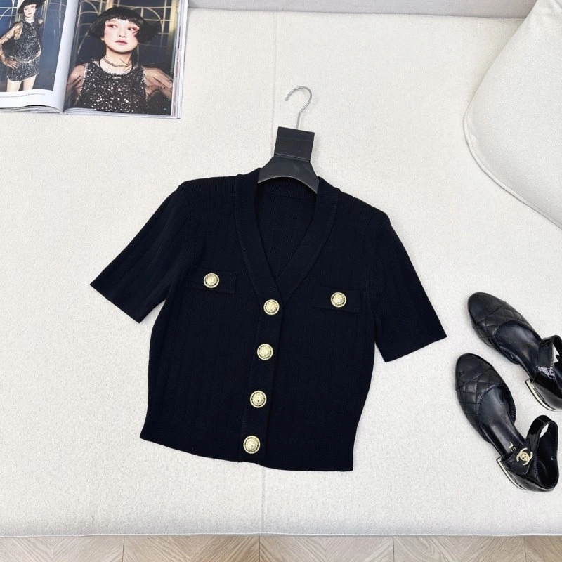 Brand-authenticated Unclassified Brand Sweaters