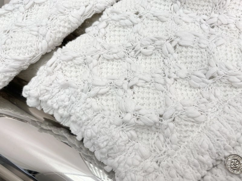 Genuine Unclassified Brand Sweaters