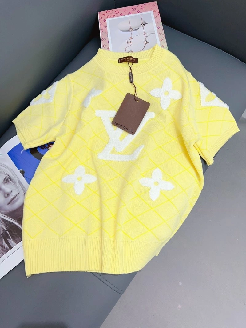 Bargain Unclassified Brand Sweaters