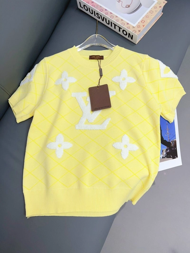 Bargain Unclassified Brand Sweaters