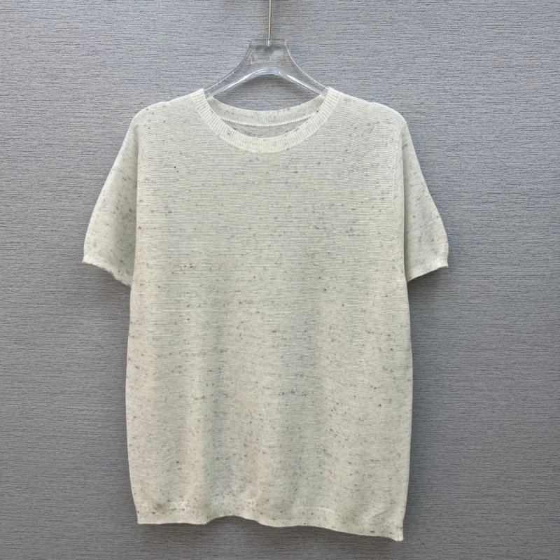 Accurate model Unclassified Brand Sweaters