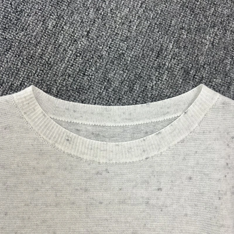 Accurate model Unclassified Brand Sweaters