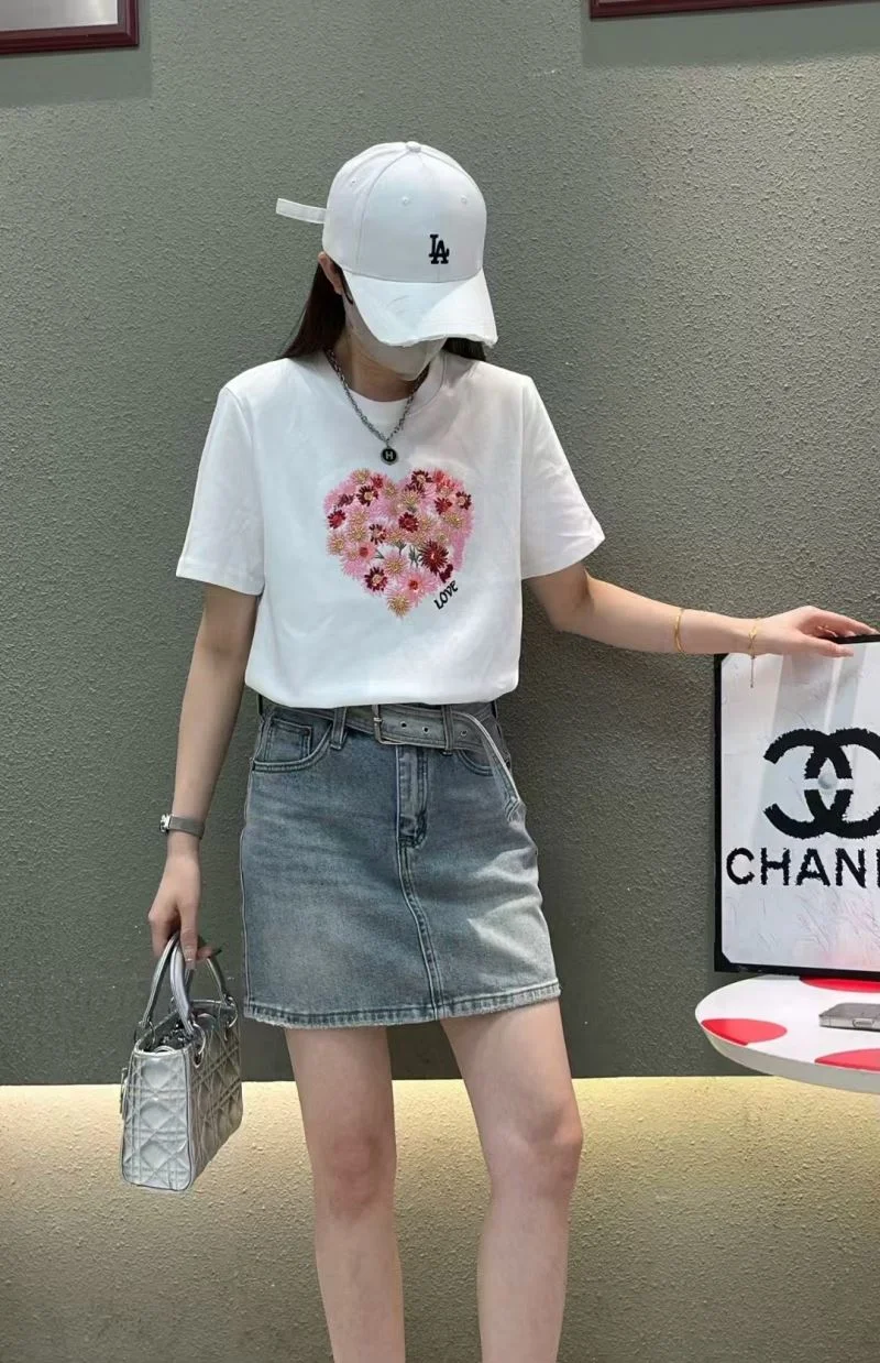 Budget-friendly Unclassified Brand T-Shirts