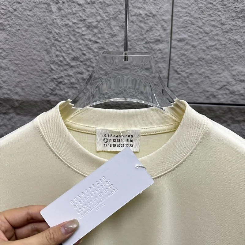 Economical Unclassified Brand T-Shirts
