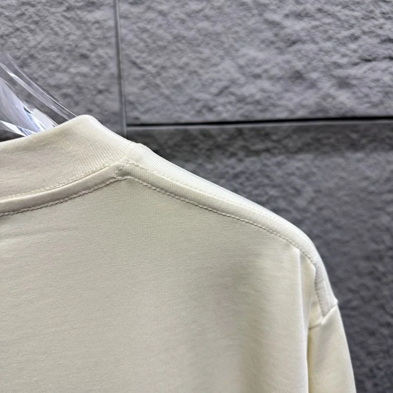 Economical Unclassified Brand T-Shirts