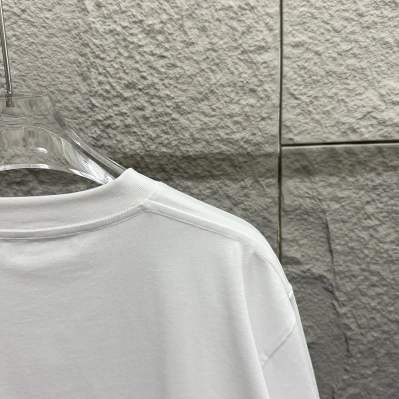 Authentic Unclassified Brand T-Shirts