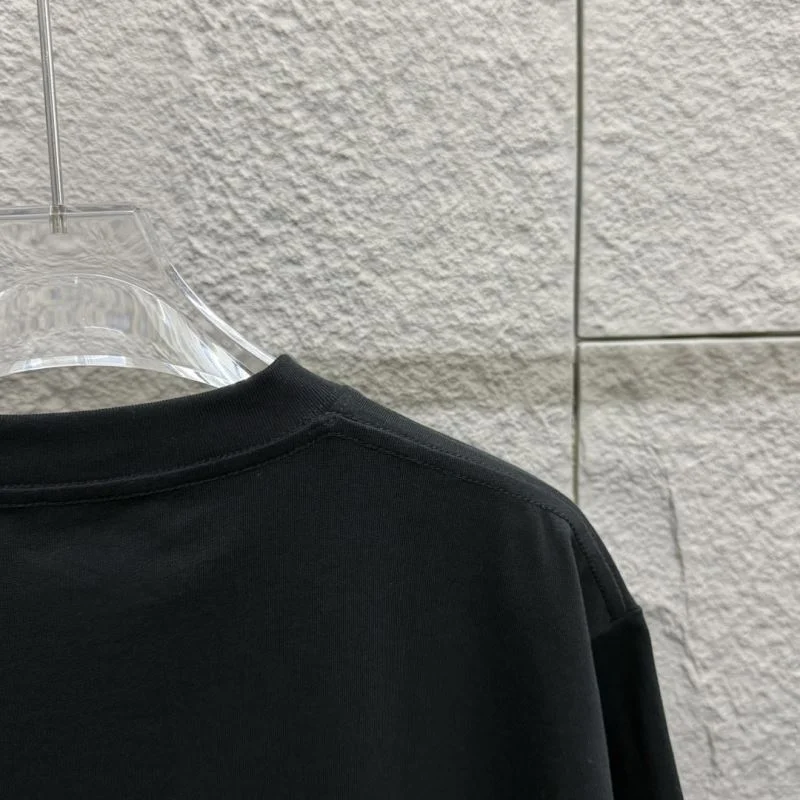 Brand-authenticated Unclassified Brand T-Shirts