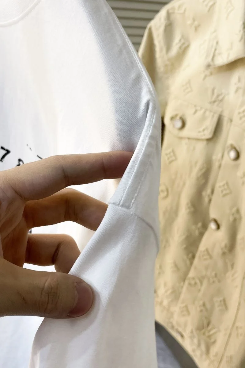 Original Unclassified Brand T-Shirts