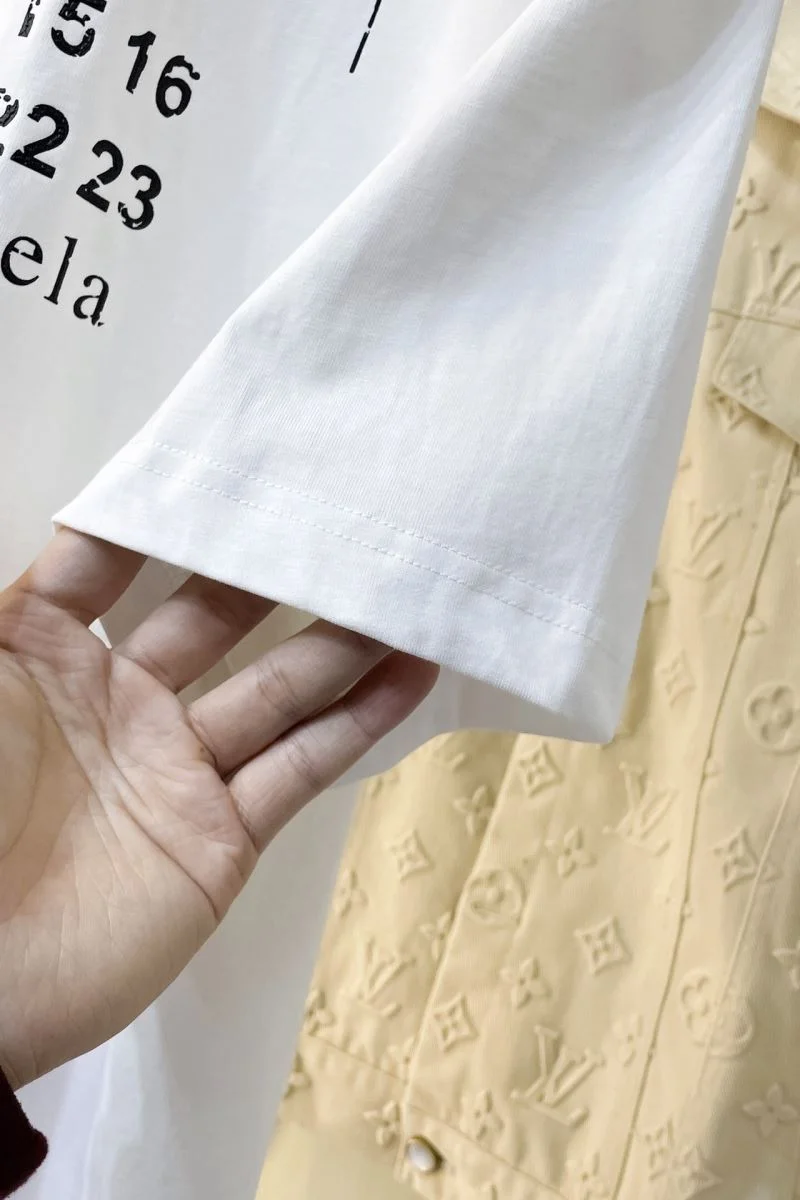 Original Unclassified Brand T-Shirts