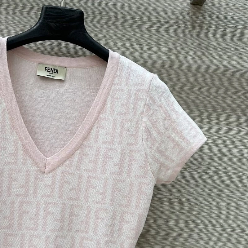 Discounted Unclassified Brand T-Shirts