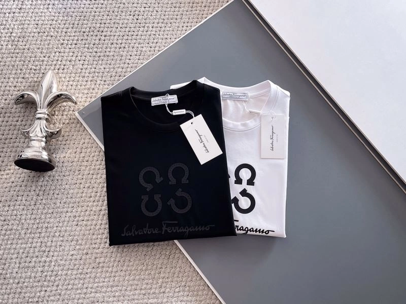 Top mirror Unclassified Brand T-Shirts