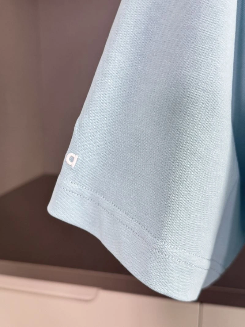 Exact replica Unclassified Brand T-Shirts